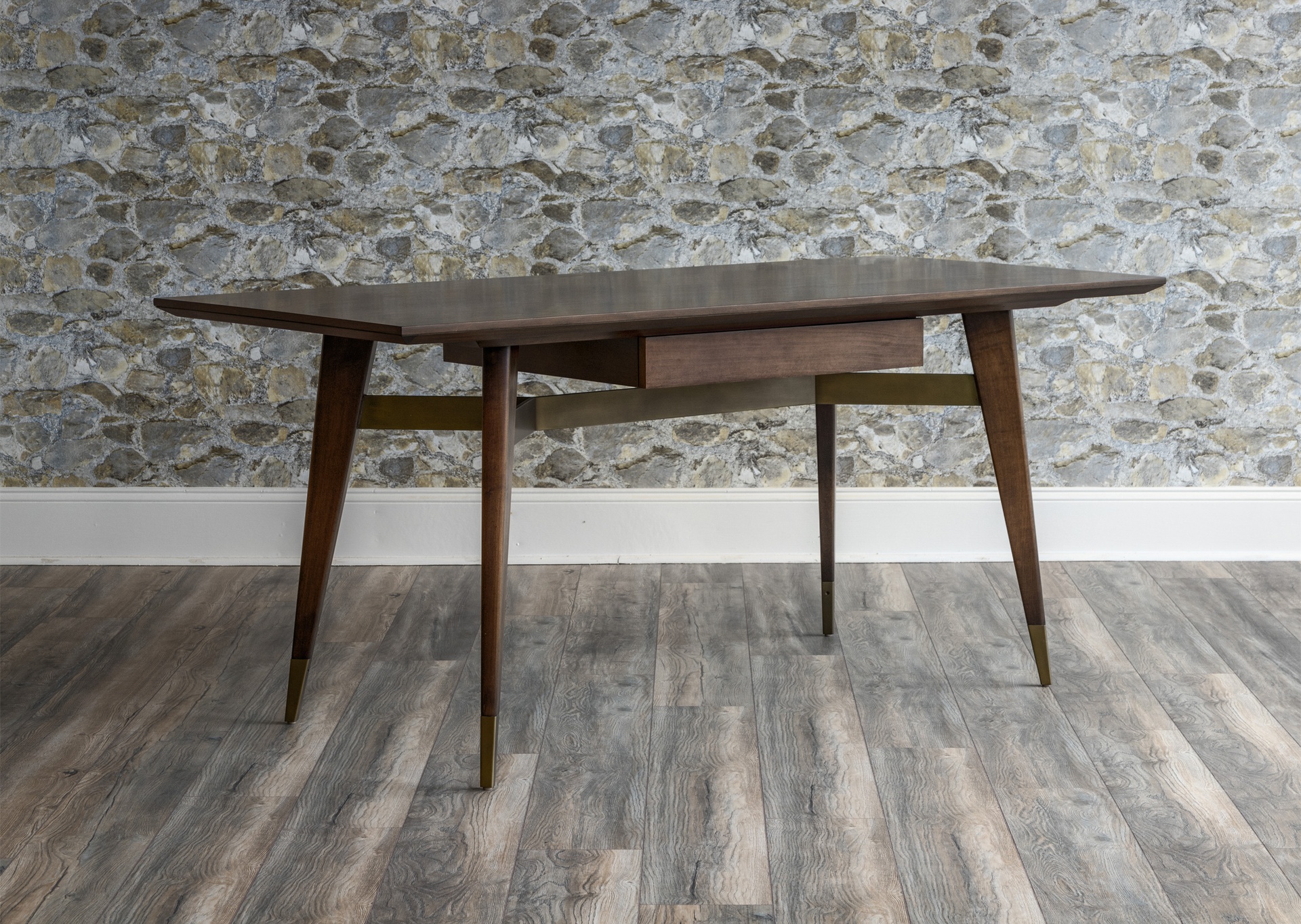 Tarrant Desk | EJ Victor